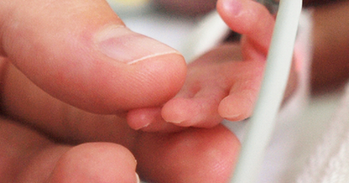 Preterm Labor Signs & Symptoms | Americord Registry